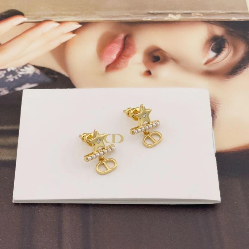 Top match Christian Dior Earrings
