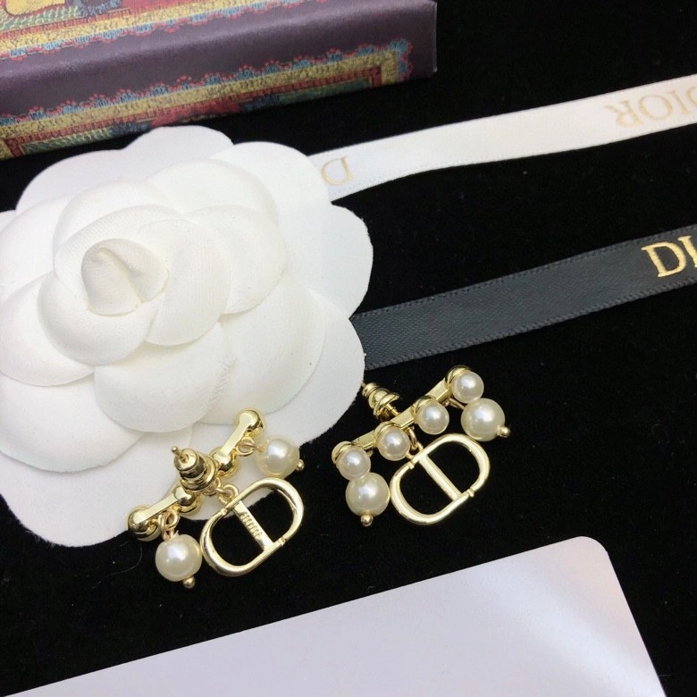 Indistinguishable Christian Dior Earrings