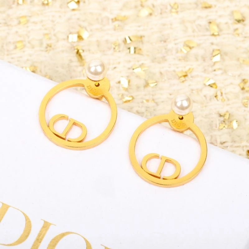 Top match Christian Dior Earrings