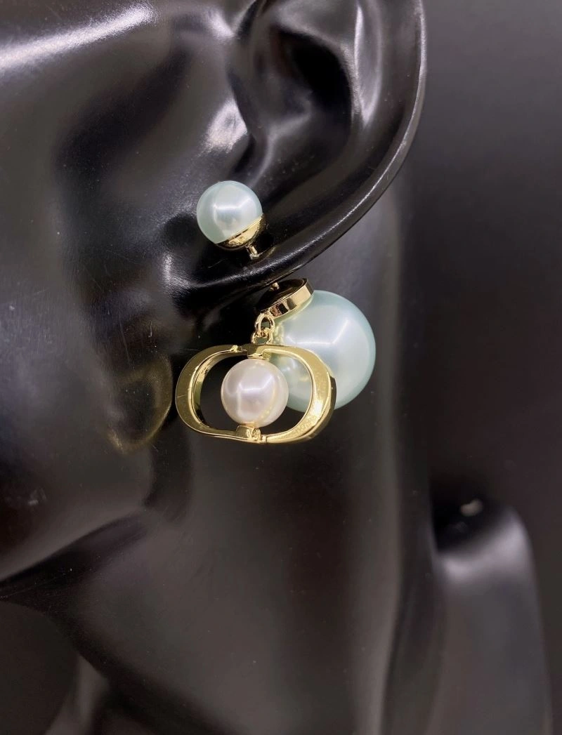 Legit Christian Dior Earrings