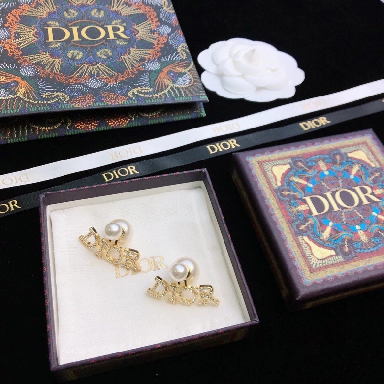 Bargain Christian Dior Earrings