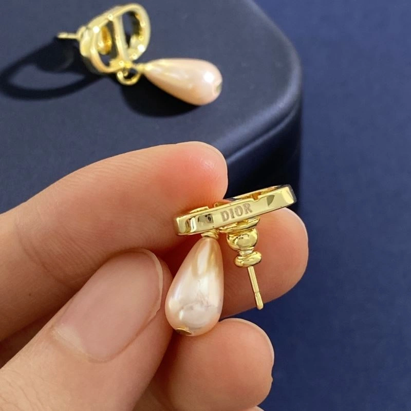 Indistinguishable Christian Dior Earrings