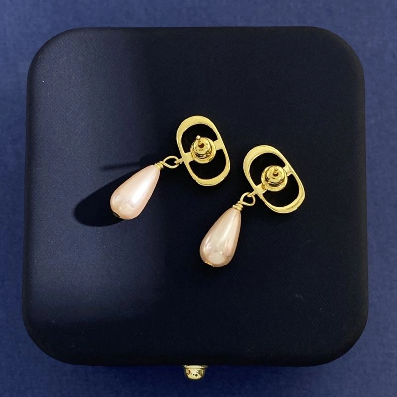 Indistinguishable Christian Dior Earrings