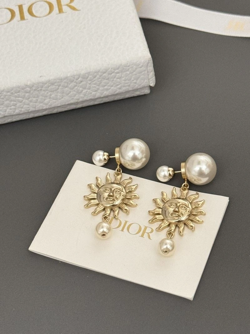 High fidelity Christian Dior Earrings