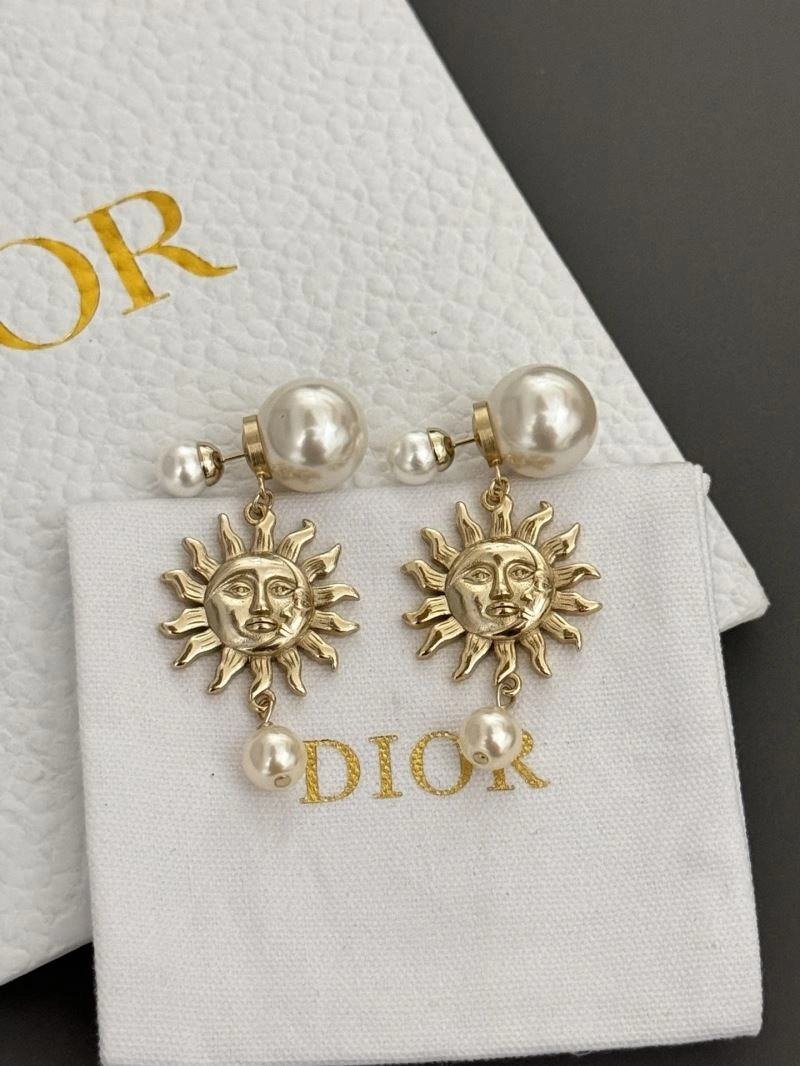 High fidelity Christian Dior Earrings