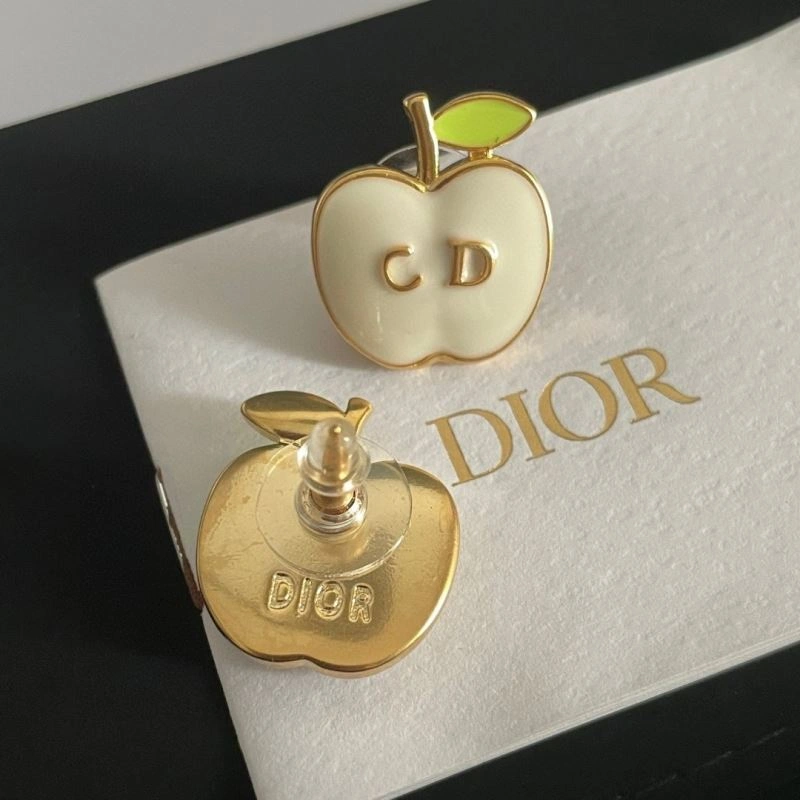 Legit Christian Dior Earrings