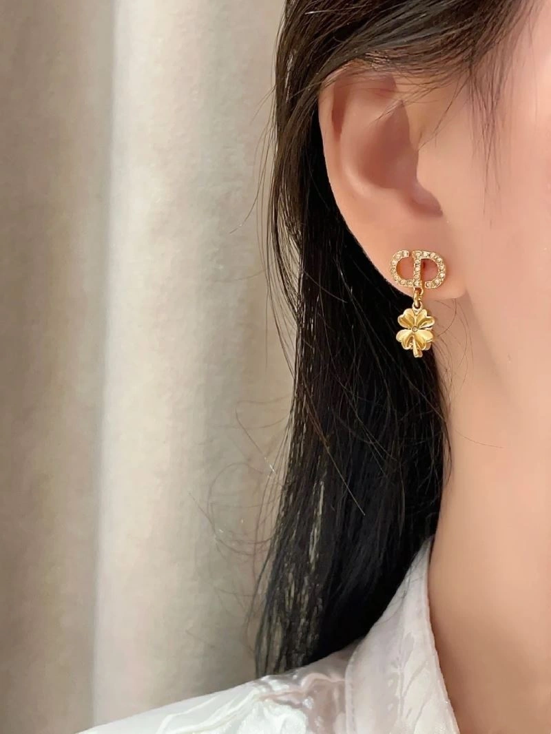 Economical Christian Dior Earrings