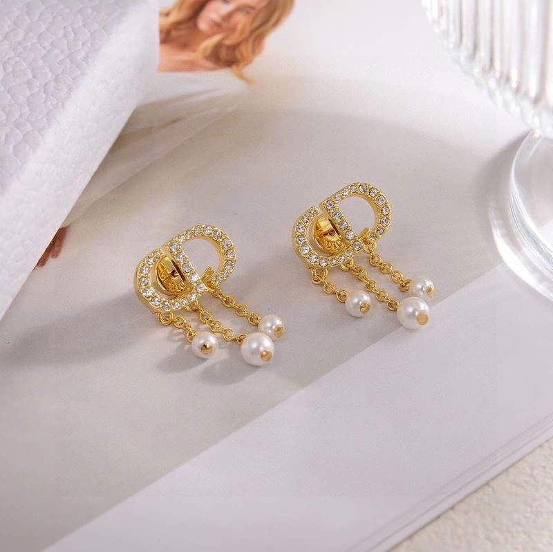 Cut-rate Christian Dior Earrings