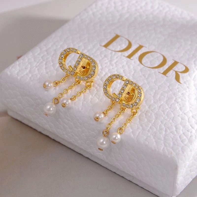 Cut-rate Christian Dior Earrings