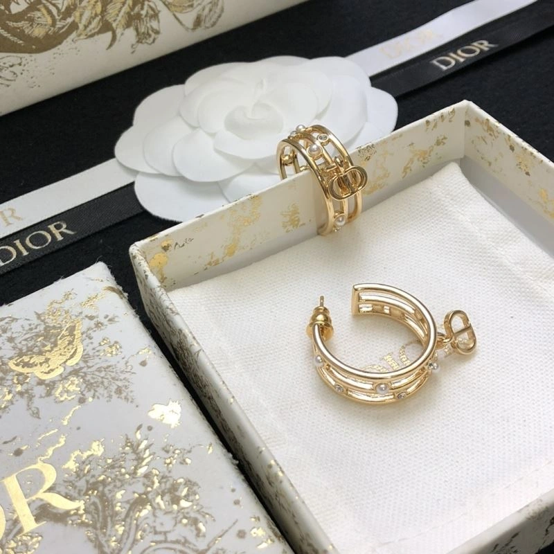 Reasonably priced Christian Dior Earrings