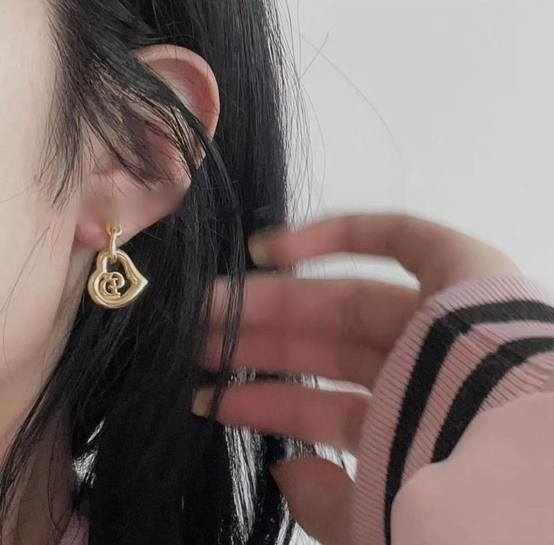 Value-priced Christian Dior Earrings