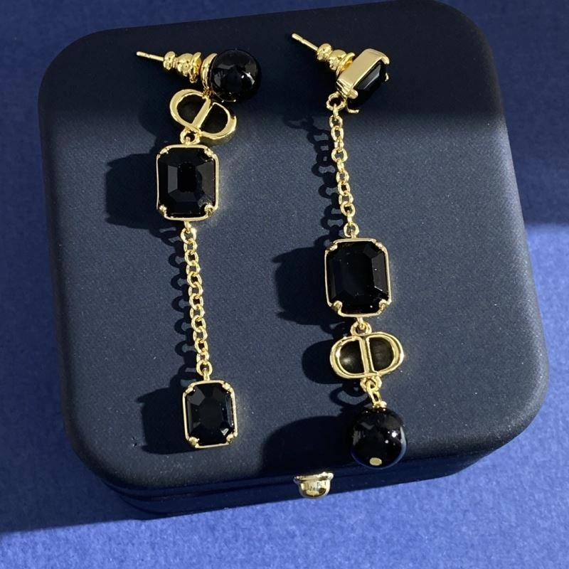 Top match Christian Dior Earrings