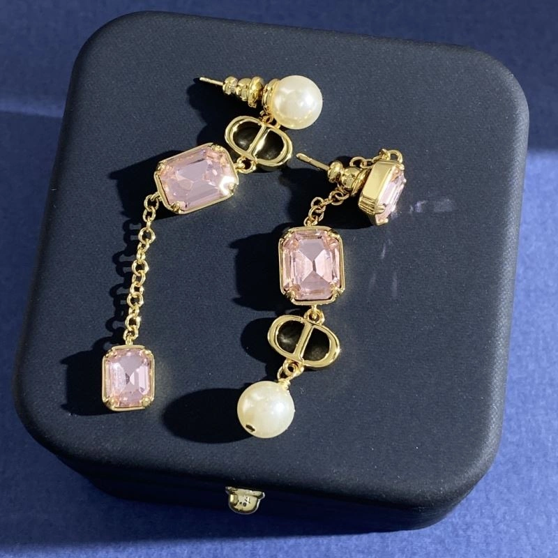 Top match Christian Dior Earrings