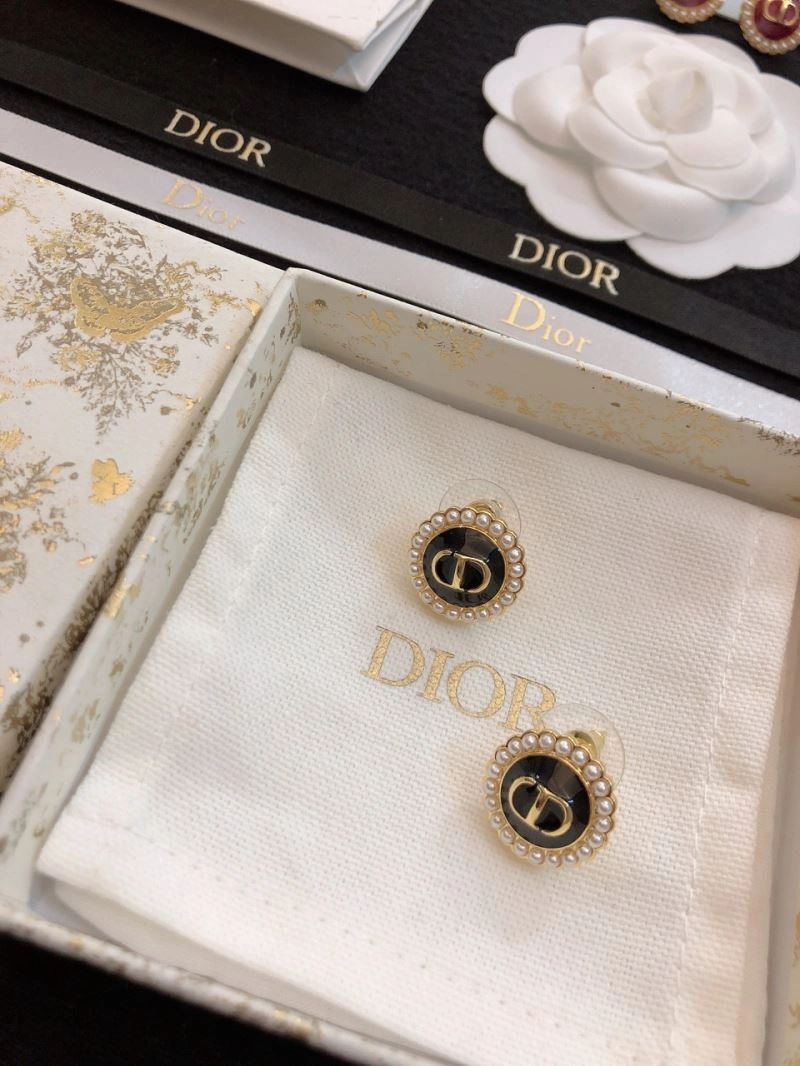 High fidelity Christian Dior Earrings