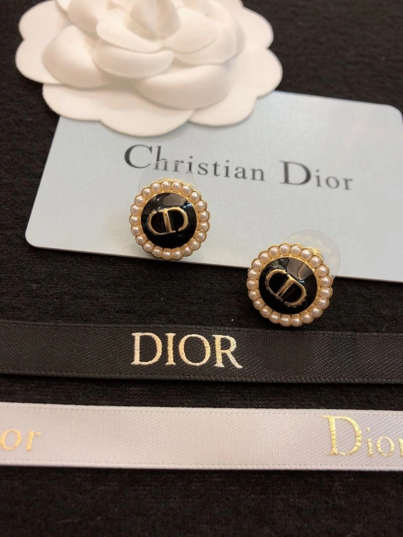 High fidelity Christian Dior Earrings