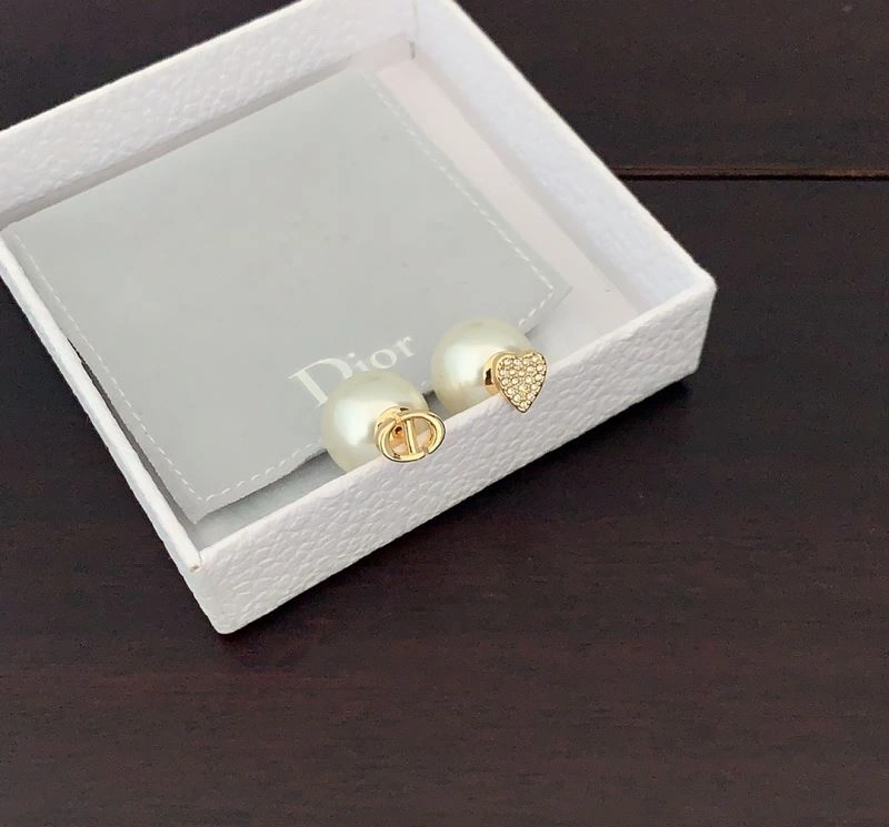 Legit Christian Dior Earrings