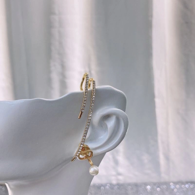Indistinguishable Christian Dior Earrings
