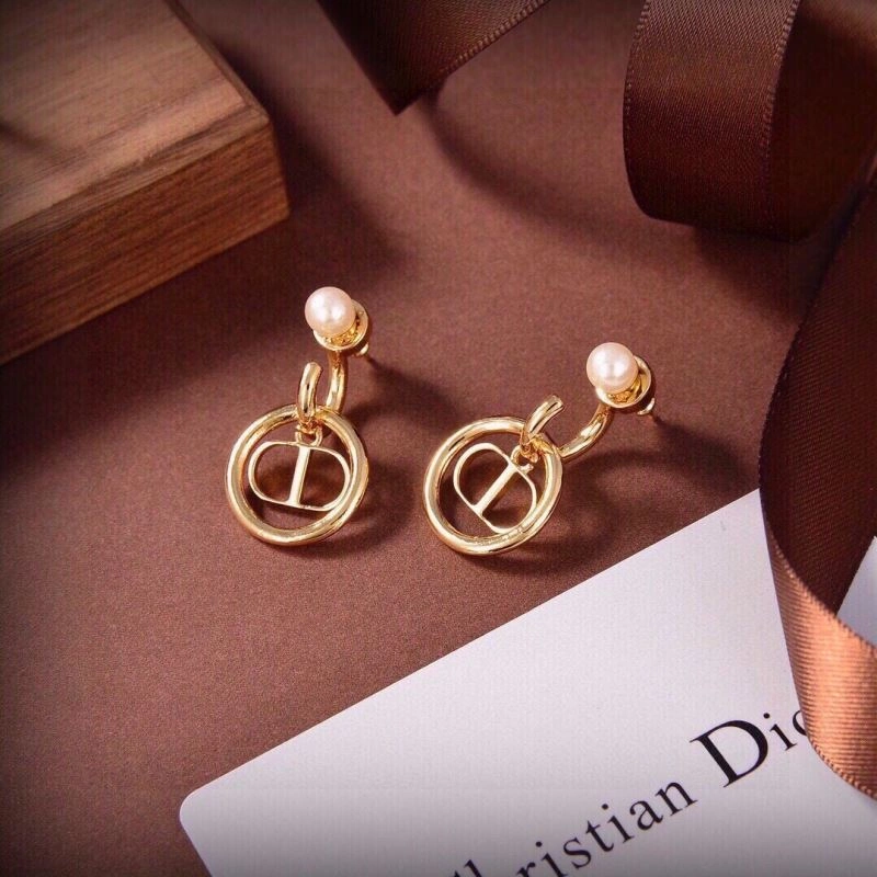 Indistinguishable Christian Dior Earrings