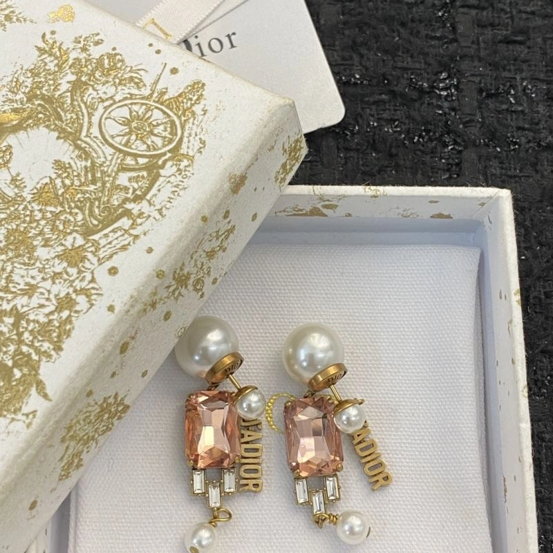 Low-cost Christian Dior Earrings
