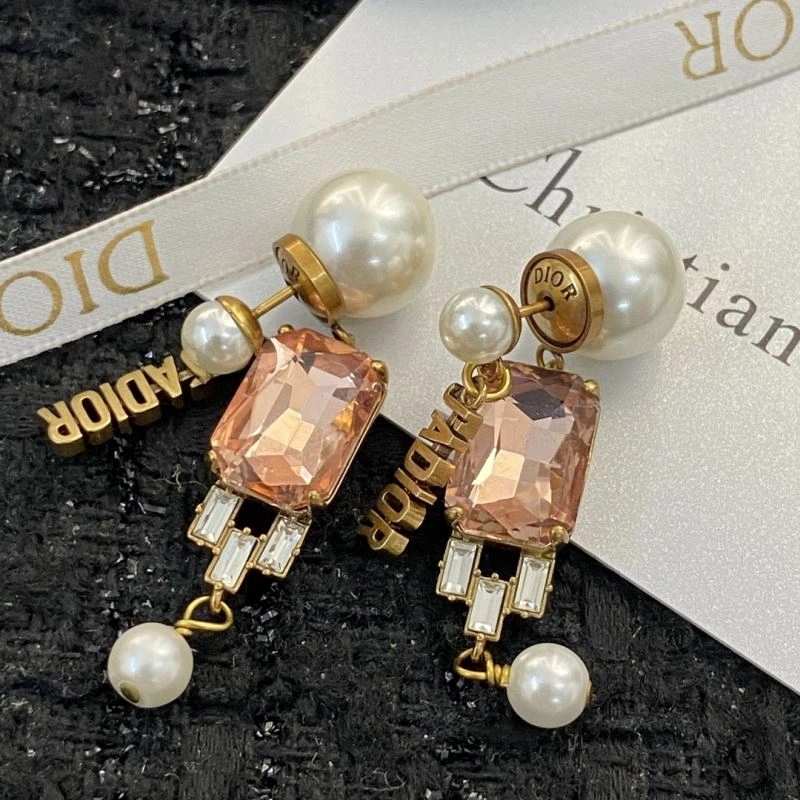 Low-cost Christian Dior Earrings
