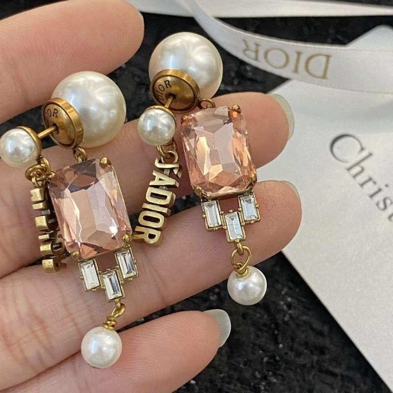 Low-cost Christian Dior Earrings