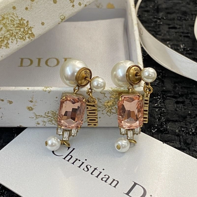 Low-cost Christian Dior Earrings