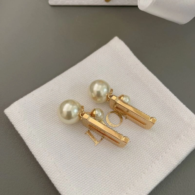Discounted Christian Dior Earrings
