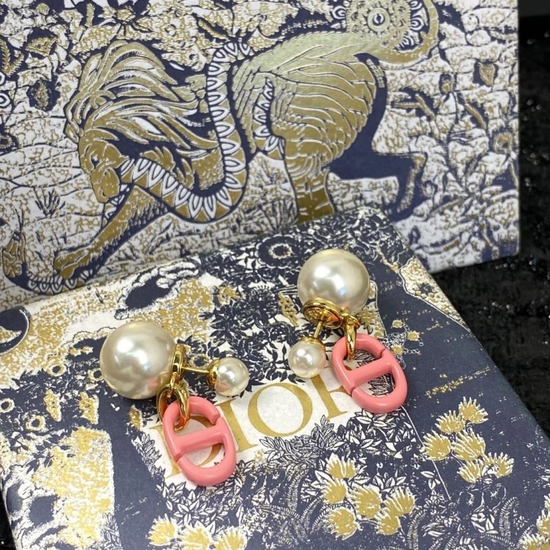 Legit Christian Dior Earrings