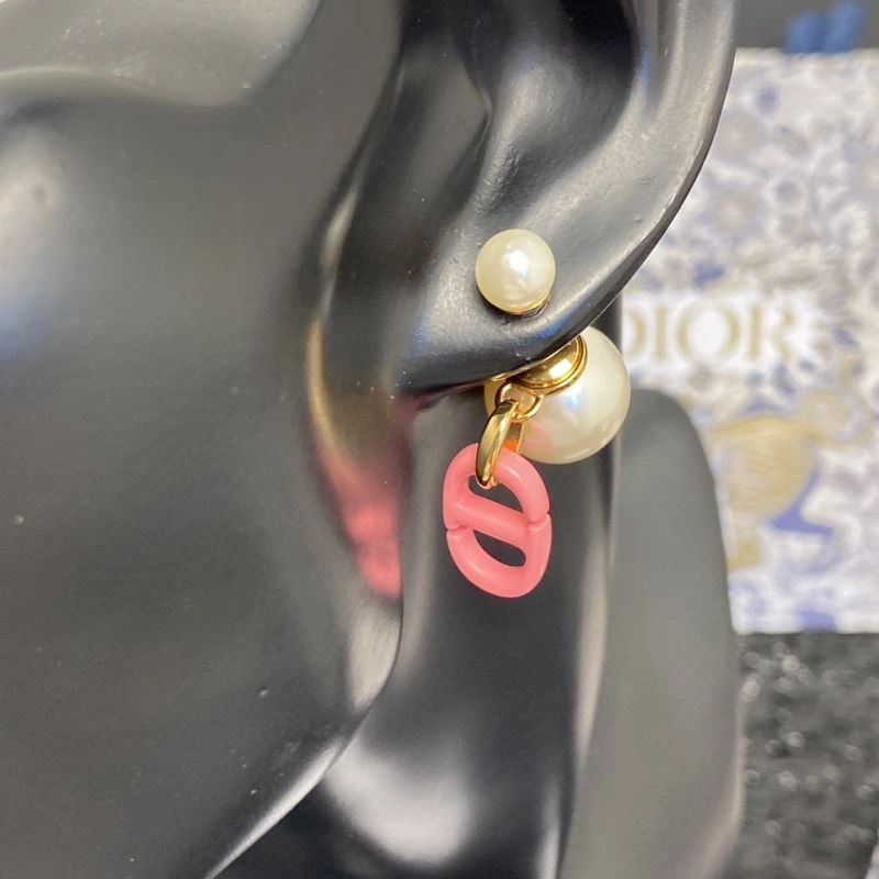 Legit Christian Dior Earrings