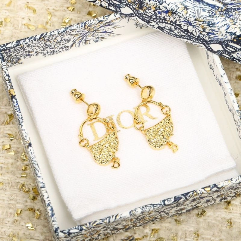 Accurate model Christian Dior Earrings