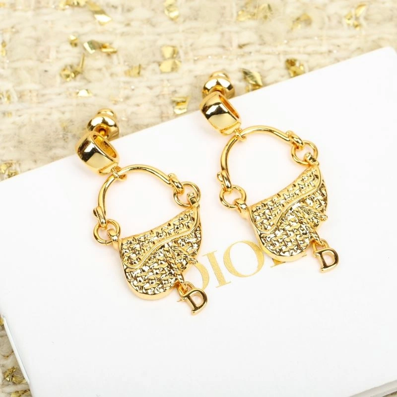 Accurate model Christian Dior Earrings
