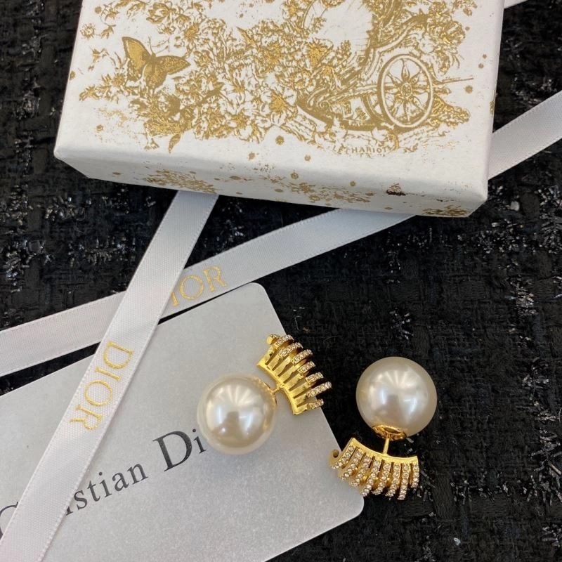 Economical Christian Dior Earrings