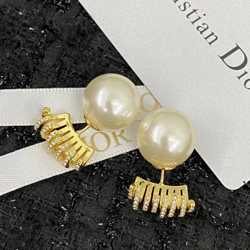 Economical Christian Dior Earrings