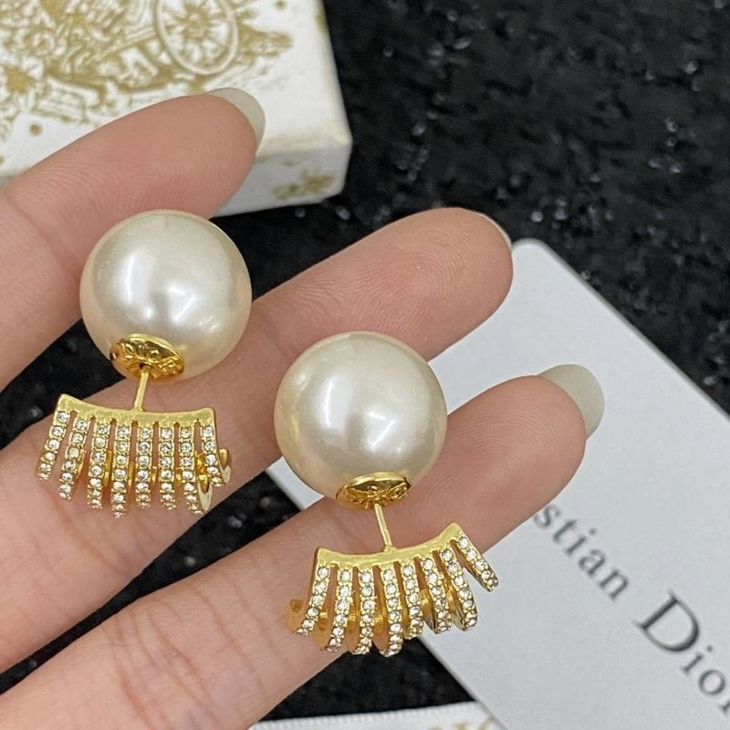 Economical Christian Dior Earrings