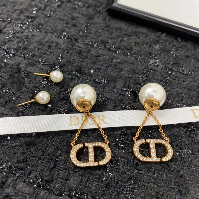 Indistinguishable Christian Dior Earrings