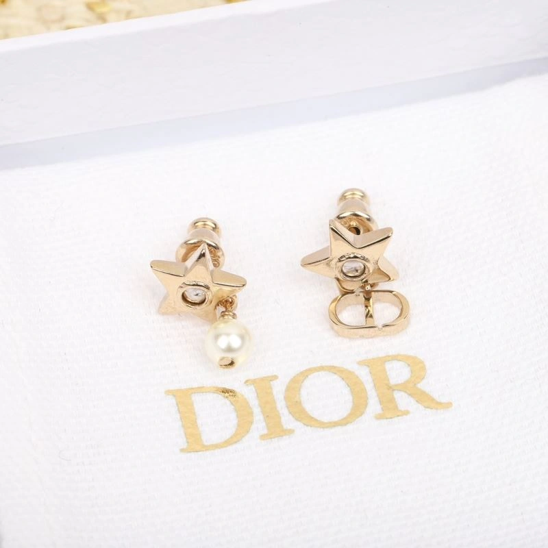Top match Christian Dior Earrings