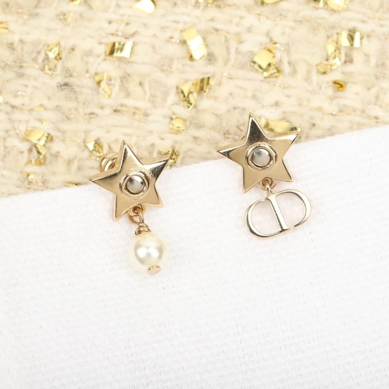 Top match Christian Dior Earrings