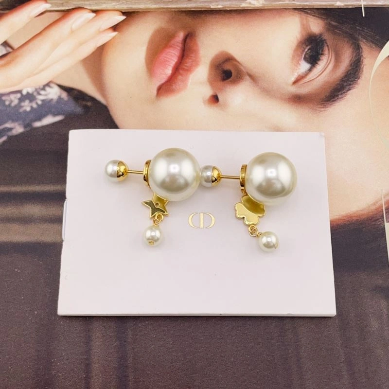 Discounted Christian Dior Earrings