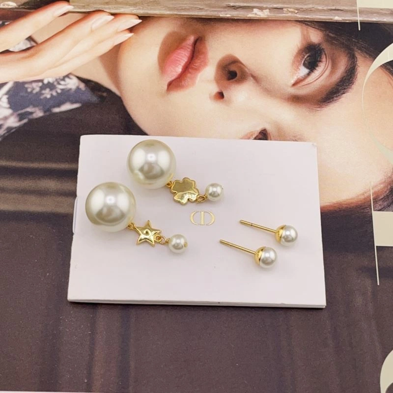 Discounted Christian Dior Earrings