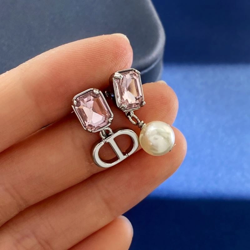 Cut-rate Christian Dior Earrings
