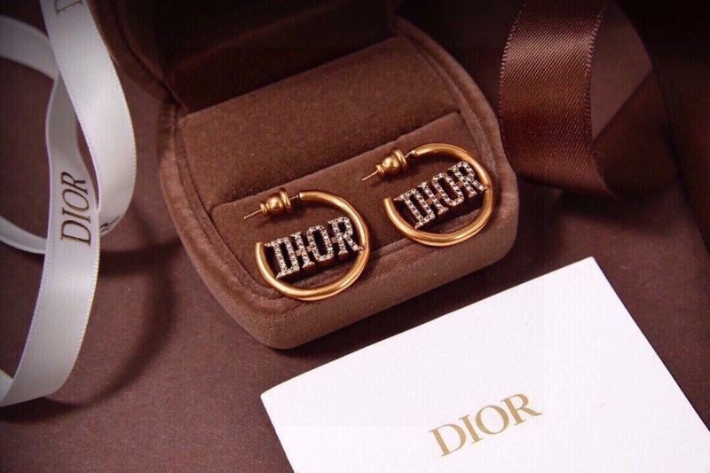 Low-cost Christian Dior Earrings