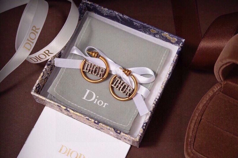 Low-cost Christian Dior Earrings