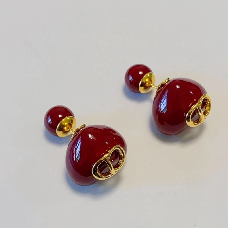 Accurate model Christian Dior Earrings