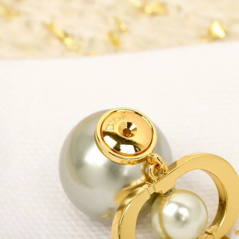 Top mirror Christian Dior Earrings