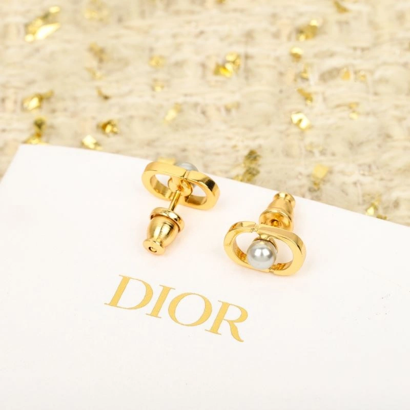 Inexpensive Christian Dior Earrings