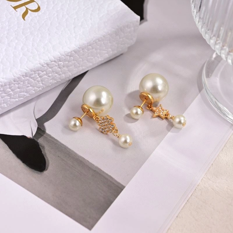 Legit Christian Dior Earrings