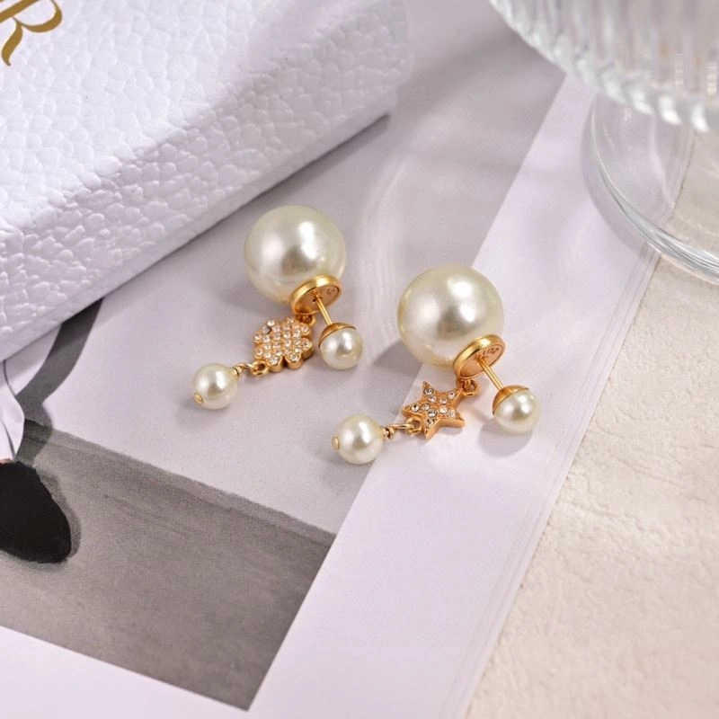 Legit Christian Dior Earrings