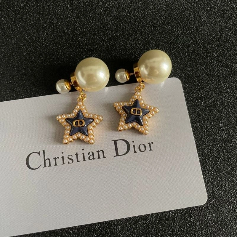 Top match Christian Dior Earrings