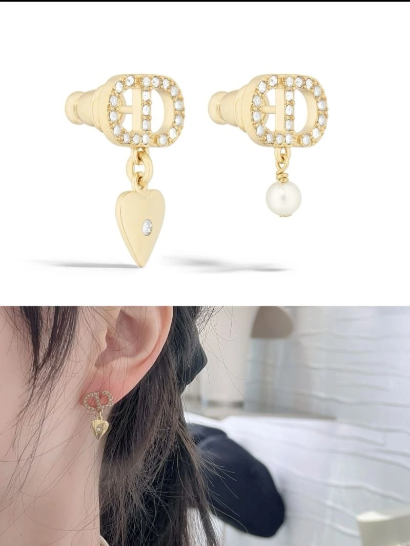 Accurate model Christian Dior Earrings
