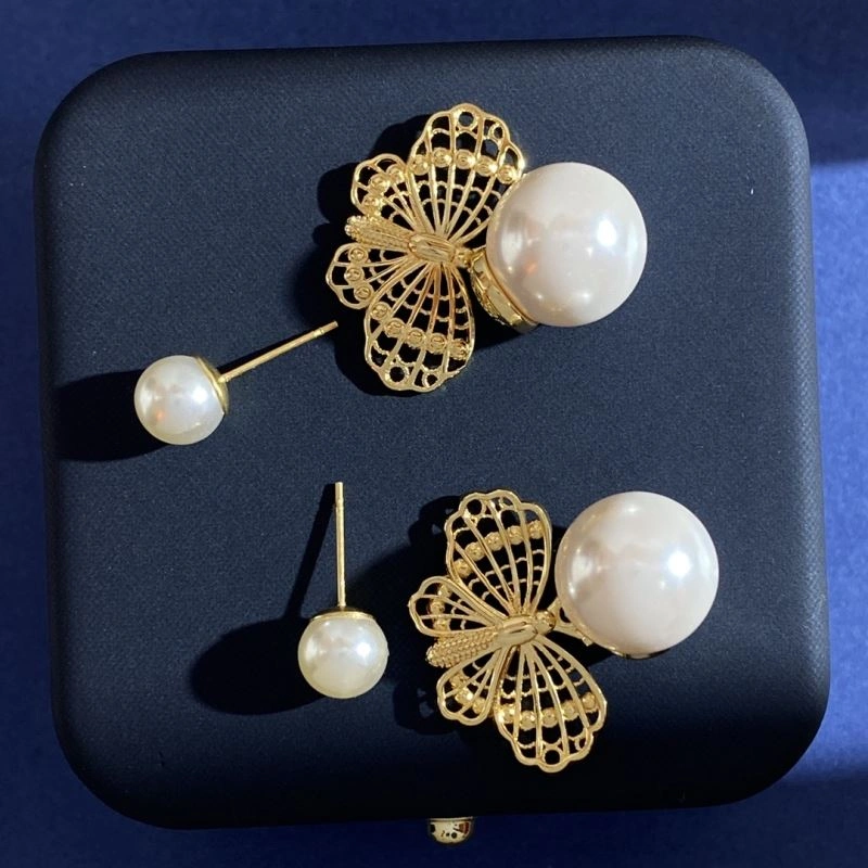 Discounted Christian Dior Earrings